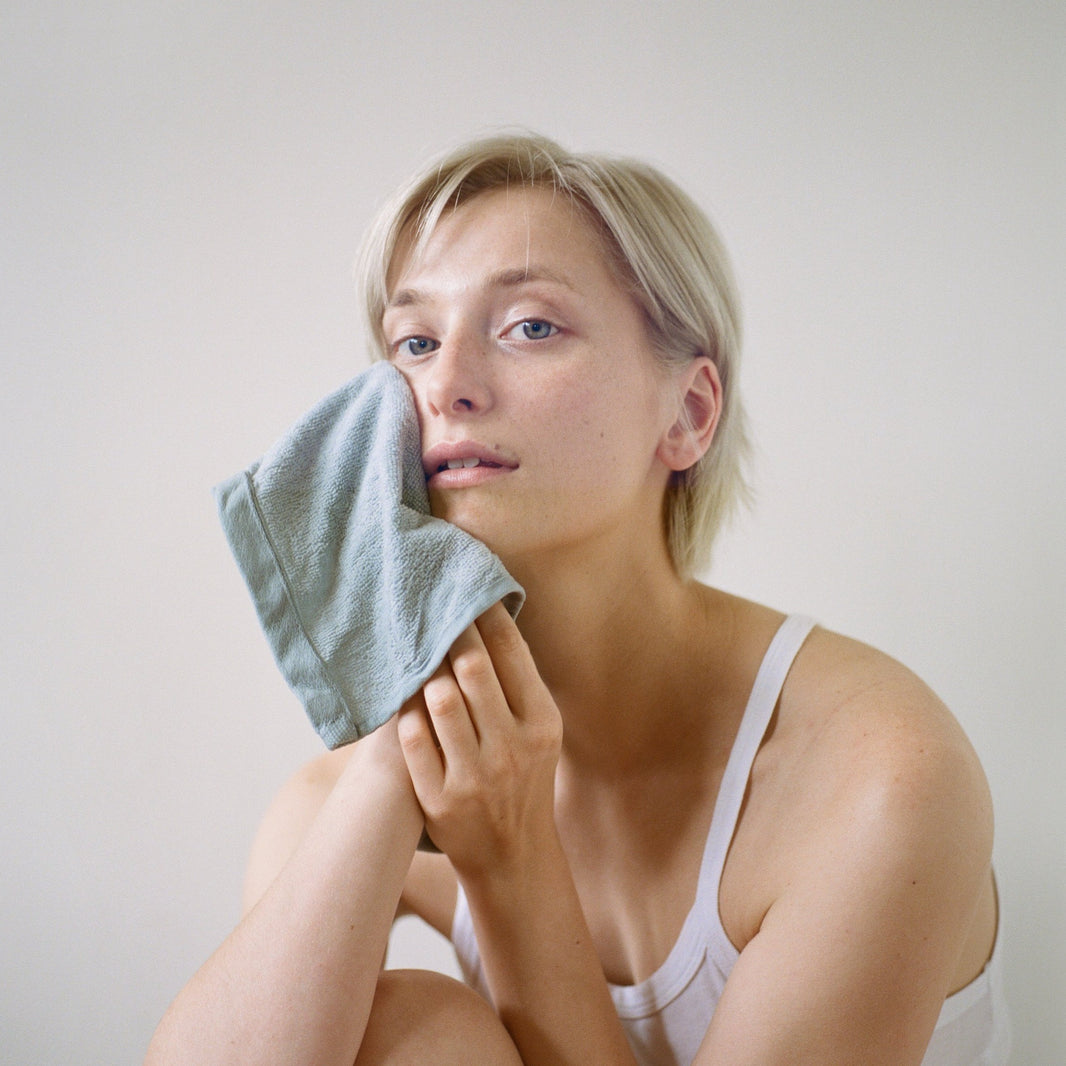 Bethell Bath Towel- Paloma Sun & Ecru – Oliver Thom